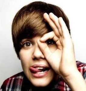 Justin Bieber | Illuminati Symbols